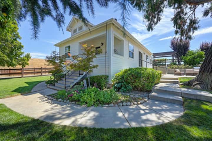 Rancho Victoria Winery Farmhouse - Sutter Creek, CA