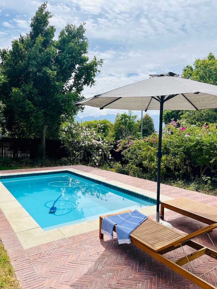 Spacious Somerset West Family Home - Somerset West