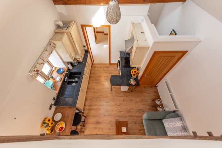 Charming Granary Escape | Garden & Countryside - Much Wenlock