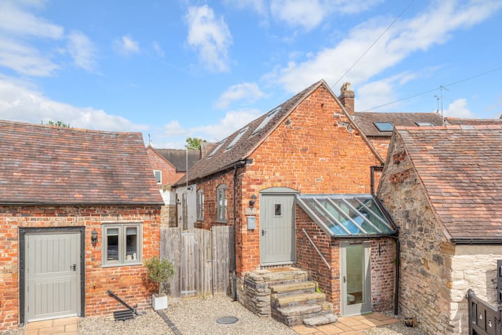 Charming Granary Escape - Garden & Countryside - Much Wenlock