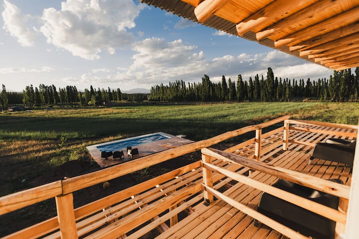 Familiar 4-8p | Pileta, Cochera Y Patio Con Vistas - Malargüe