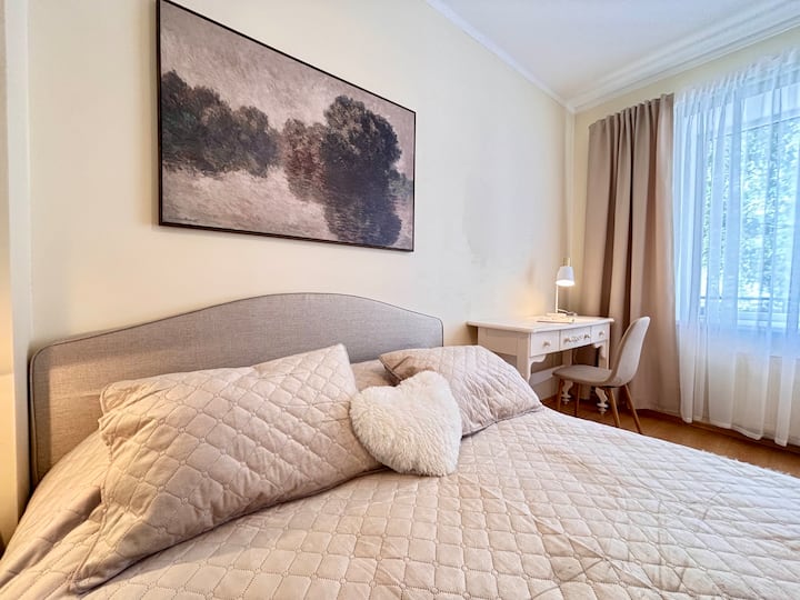 Elegant And Bright Flat In A Quiet Area - Riga Airport (RIX)