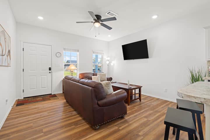 You're Here For A Reason, So Is This Duplex! - Cherokee Casino Sallisaw