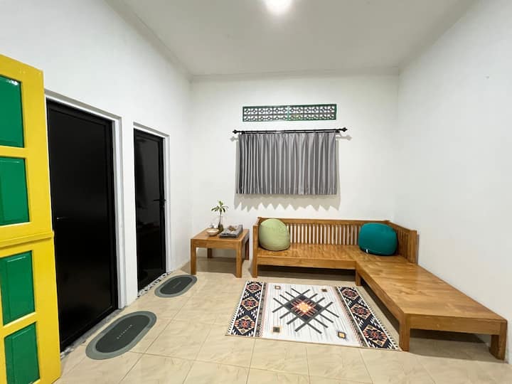 Taman Bunga Asri
Garden And Farmhouse - Kretek