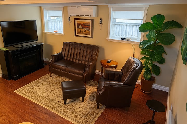 Serene Basement Apartment - Edmundston
