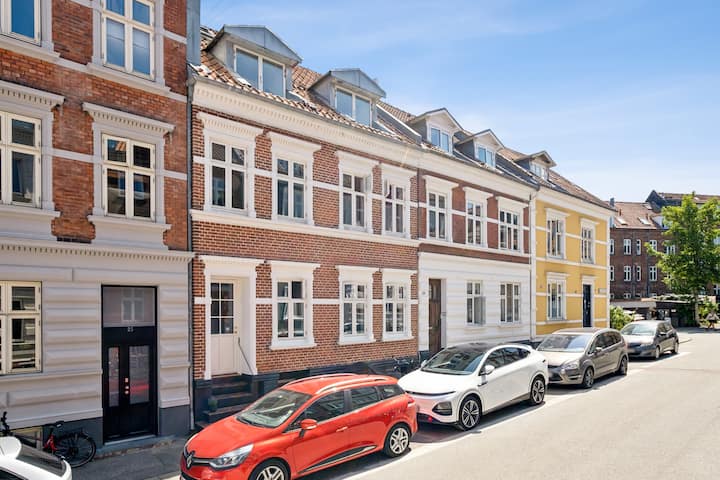 Central Townhouse In The Best Area Of ​​Aarhus - Aarhus