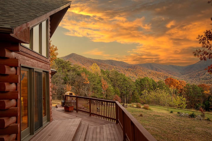 Luxury Shenandoah Cabin W/ Views + Hot Tub + Sauna - Virginia