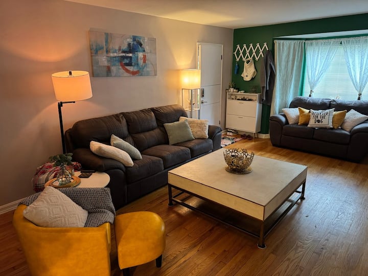Stylish & Fully Equipped Stay - Cincinnati, OH