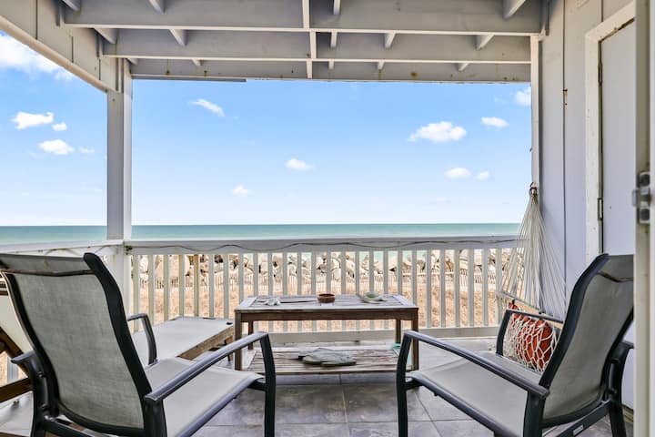 A Colorful Oceanfront Seascape - Carolina Beach