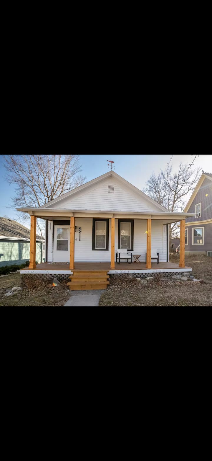 The Bluecat Bungalow - Milford Lake, KS