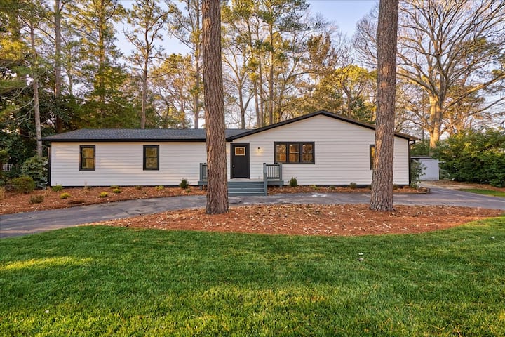 The Pines Retreat - Southern Pines, NC