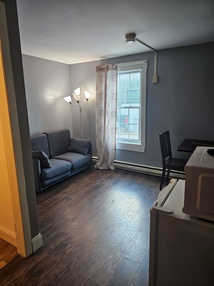 Cozy & Convenient Richford, Vt (Room 14) - Sutton