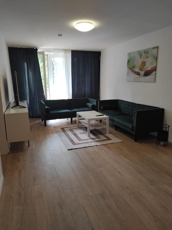 Central 3 Room Flat - Garching