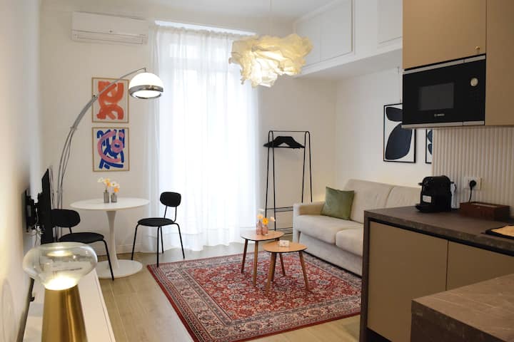 Milan Loreto • Balcon • Métro Direct Pour Le Duomo - Milano