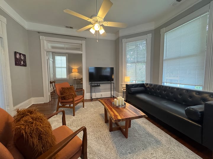 Thomas Square Affair Unit B - Savannah, GA