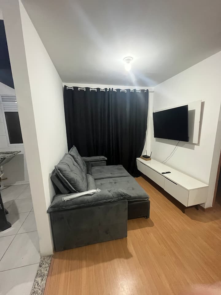Apartamento Mobiliado Dois Quartos - Duque de Caxias