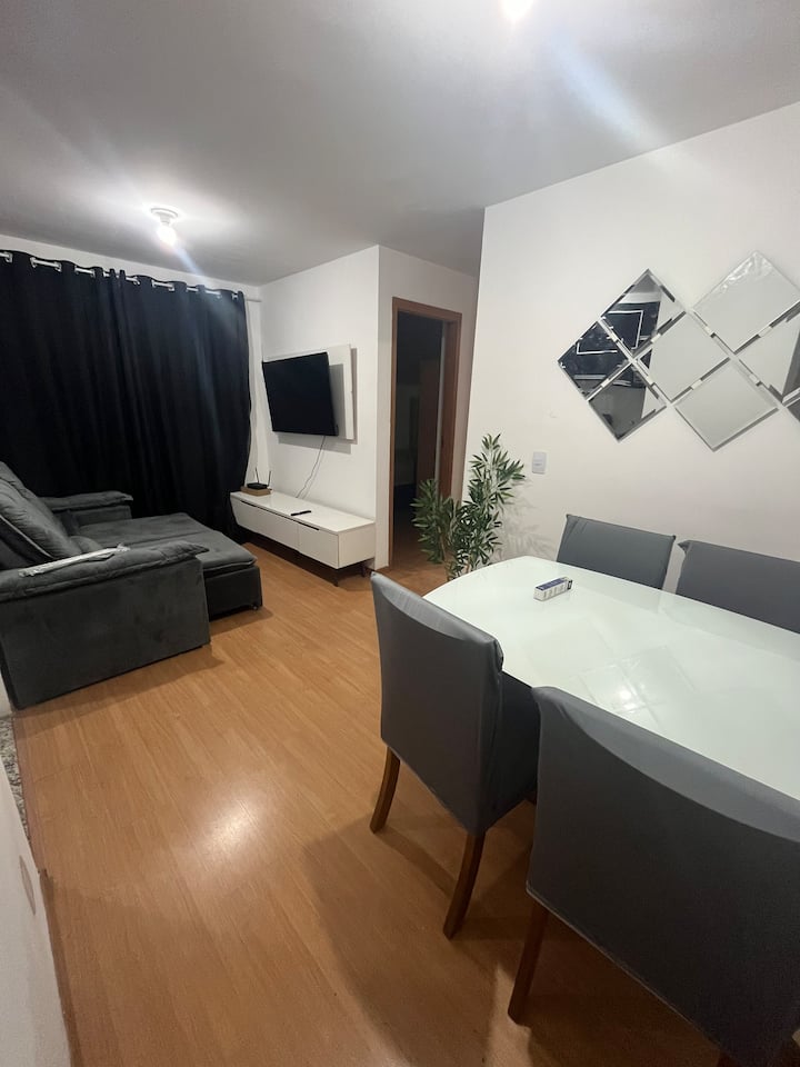 Apartamento Mobiliado Dois Quartos - Duque de Caxias