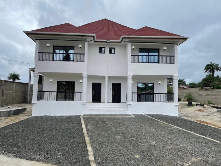 Chateau Margibi, Airbnb By Oasis - Liberia