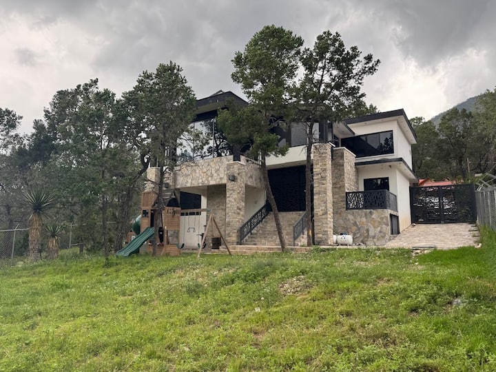 Cabaña Con Alberca En El Bosque - Nuevo León