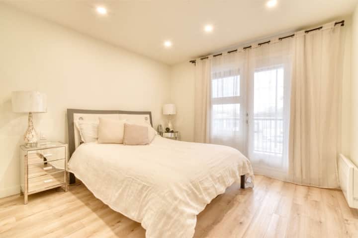 Ste-foy, Qc 3 1/2 Avec Clim + Stationnement - Québec, QC