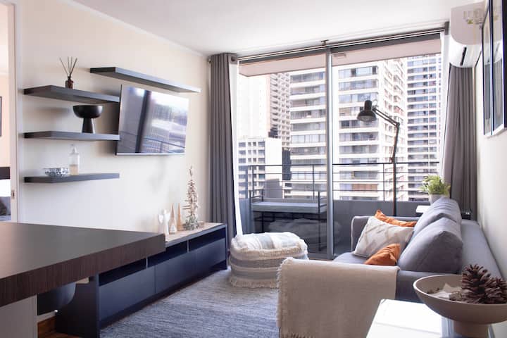 Bright Apartment 24/7 Desk, Ac/free Parking - Chile