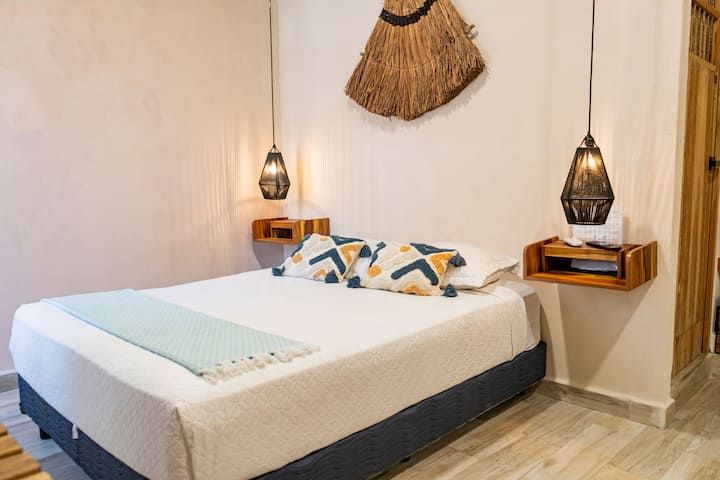 Explore, Enjoy, And Relax In Downtown Cancun - Cancún