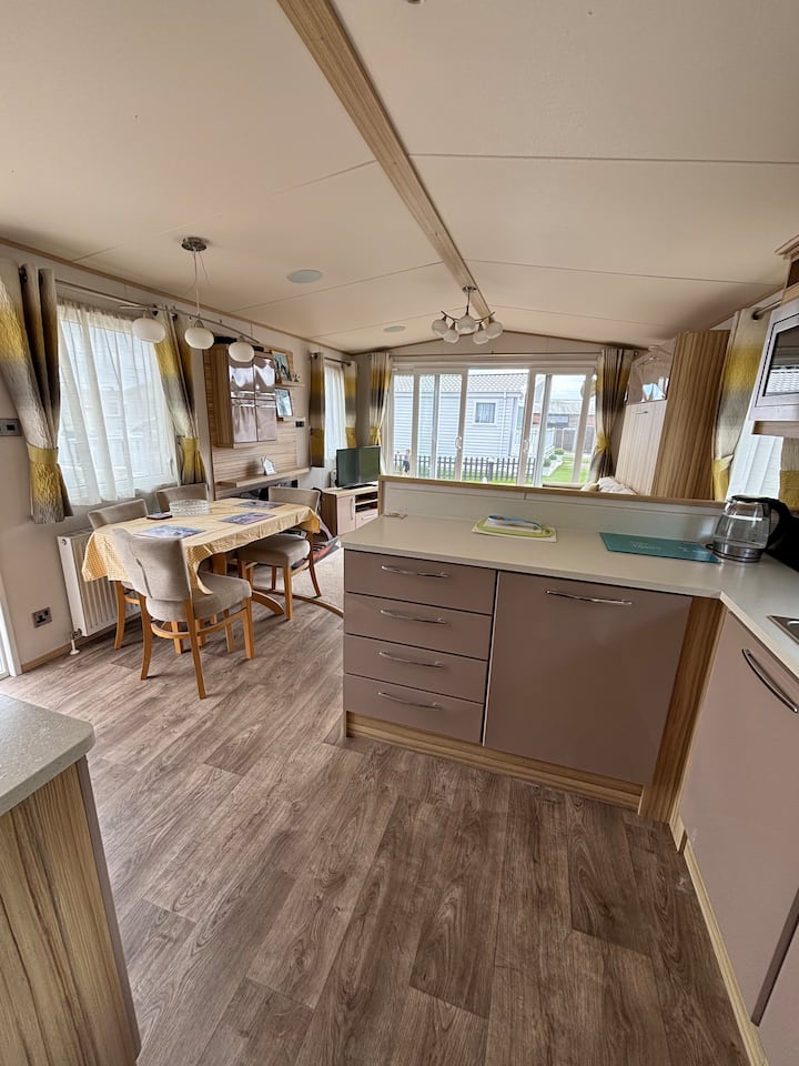 Caravan For Rent 
Hayling Island - Havant