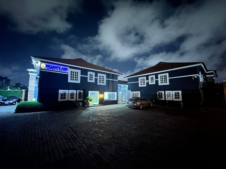 Noah's Ark Hotel & Suites - Lagos, Nigeria