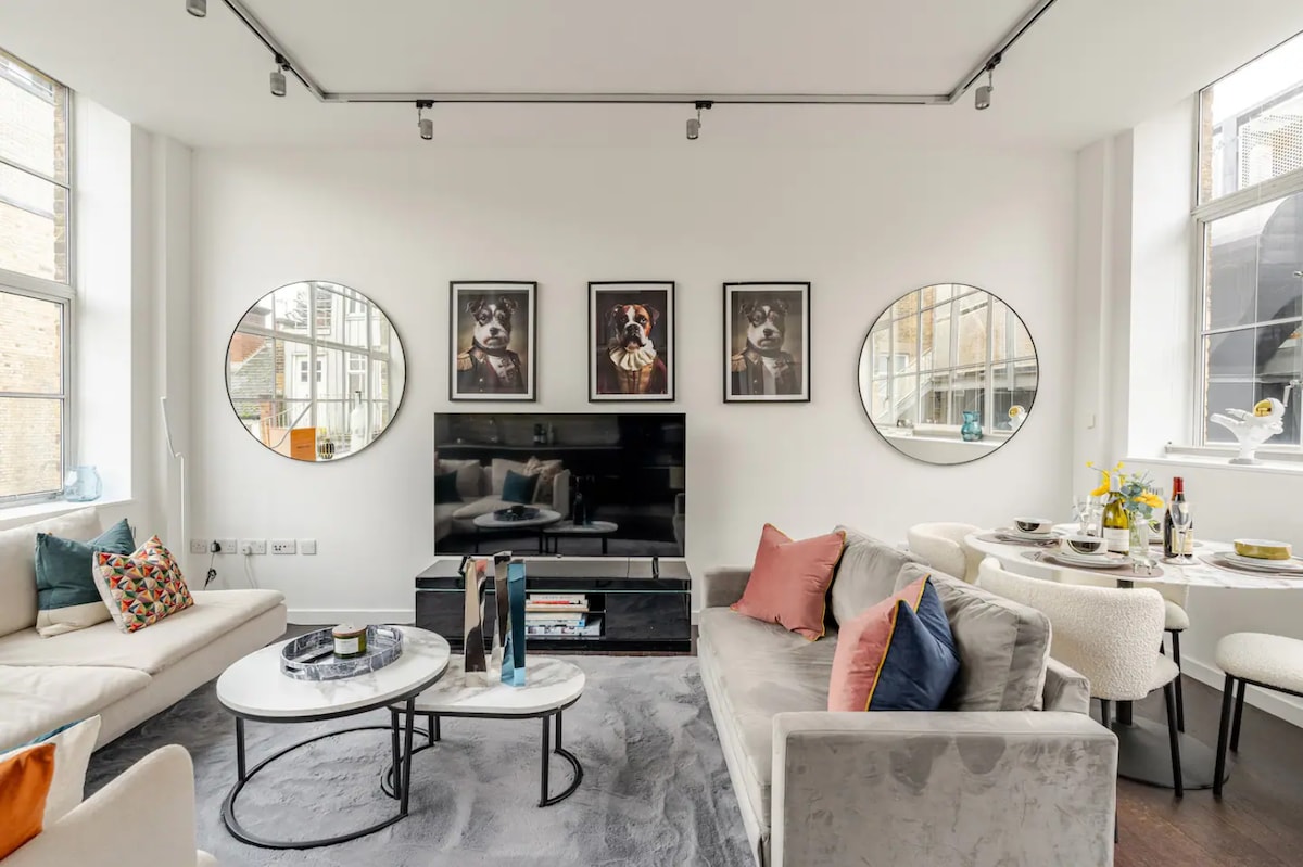 Spacious 3-Bed Loft • Luxury Soho Experience - Flats for Rent in ...