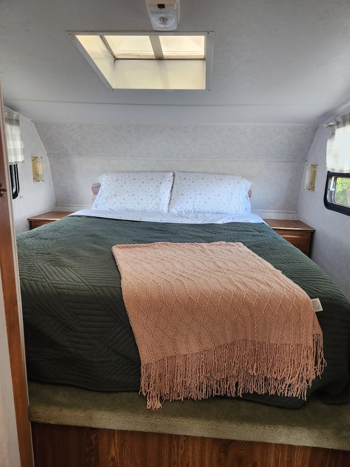 Country Corner - Grimsby