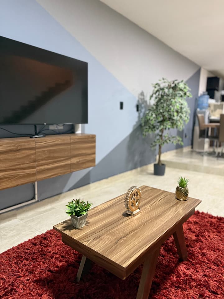 Casa Enfrente De La Uni La Salle - León