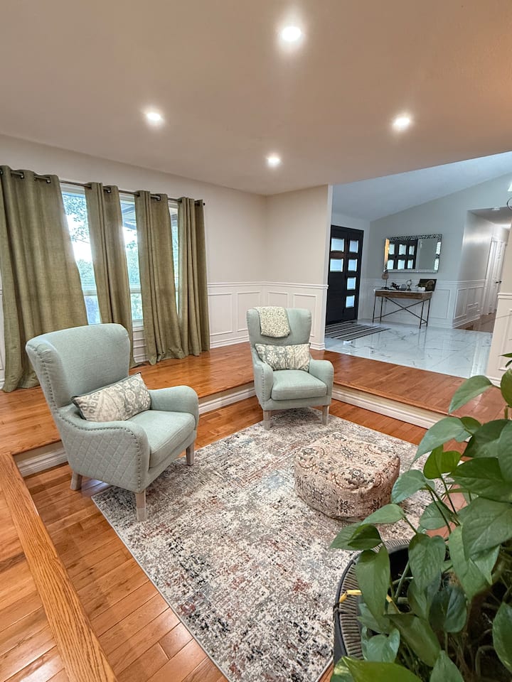 Beautiful House In Caledon - Brampton