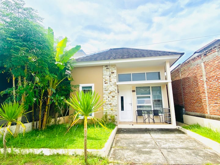 Loulou 1 Tiny House - Bale Pelangi - Mataram