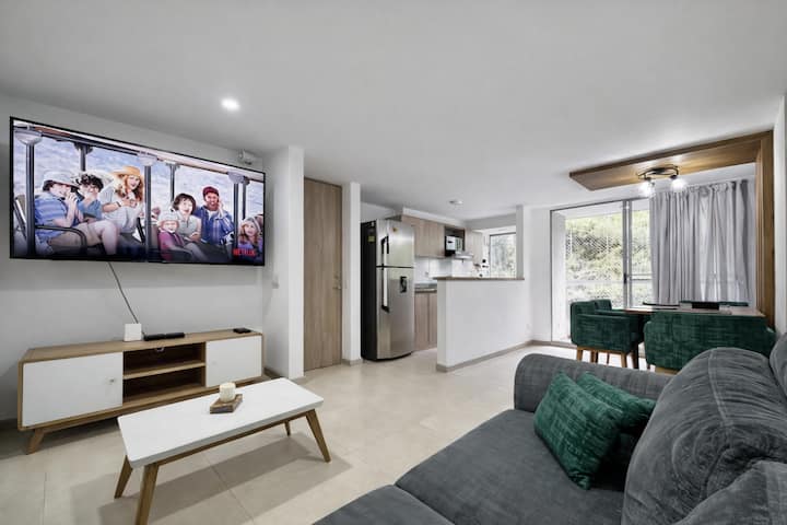 24/7 Security, Netflix, Internet, Elevator, Pool - Envigado
