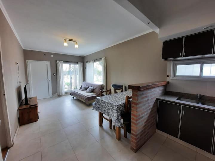 Hermosa Casa Frente Al Río - Necochea