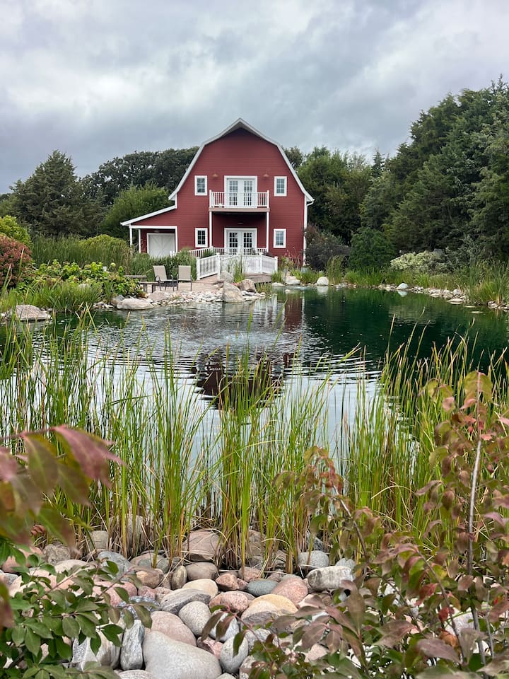The Red Barn - Nebraska