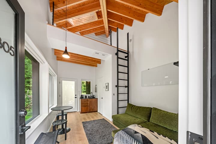 Arch Cape Haus - Loft Cabin - Cannon Beach, OR