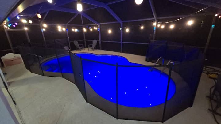 Home With Pool & Jacuzzi – Cape Coral - Cape Coral, FL