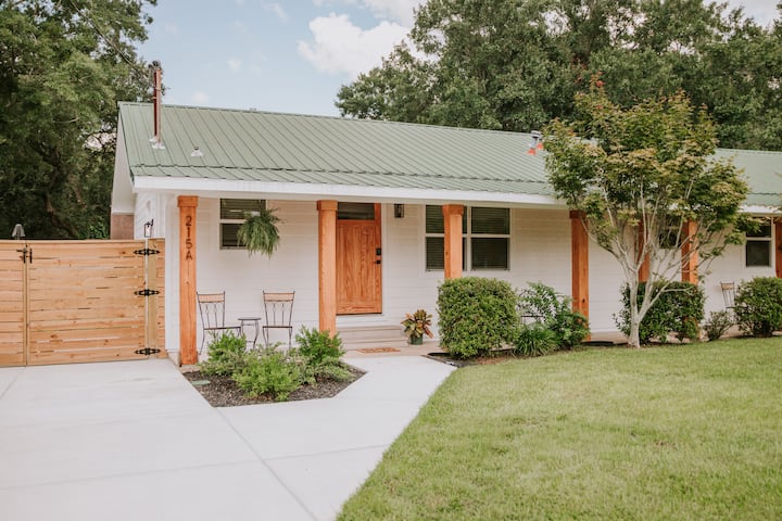 The Beachcomber A - Near Beaches And Downtown! - Ocean Springs, MS