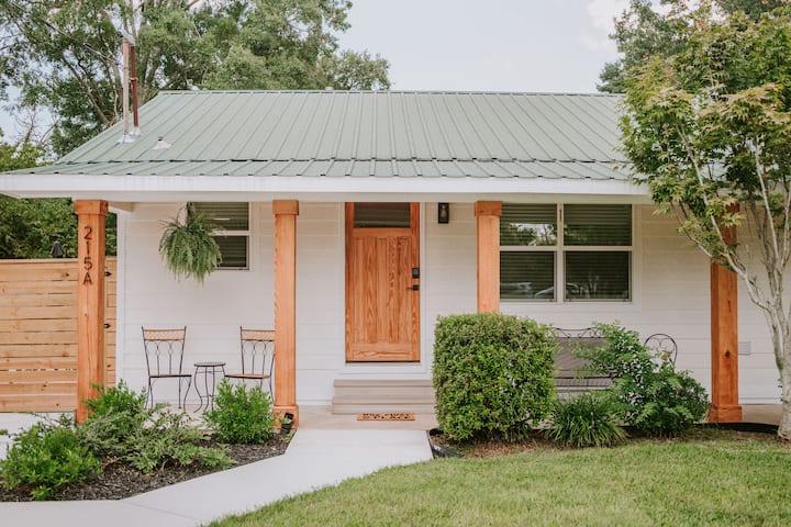 2br/1ba Near Beaches And Downtown! Beachcomber A - Ocean Springs, MS