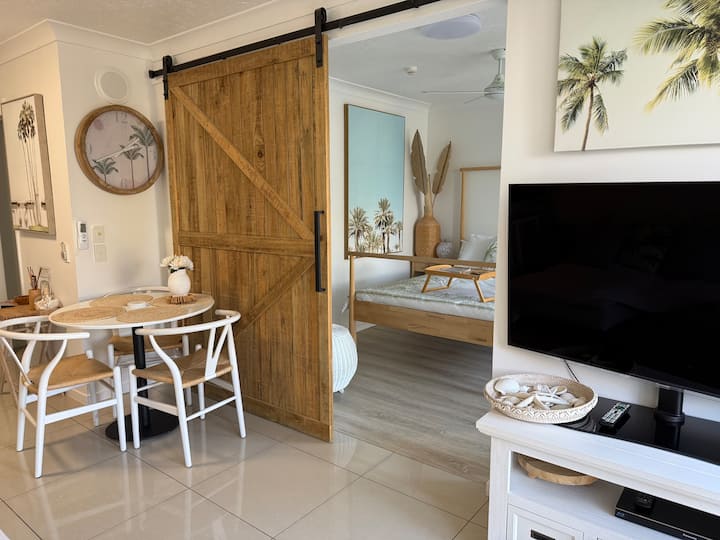 Stylish Coastal Condo! - 서퍼스 파라다이스