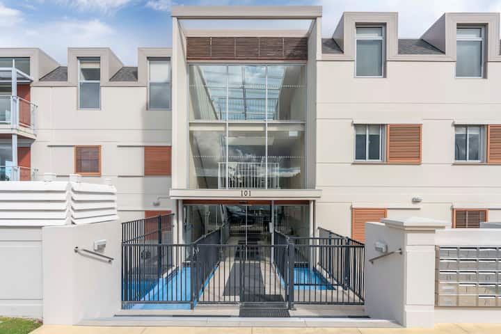 On The Edge Of Town Apartment - Taupō