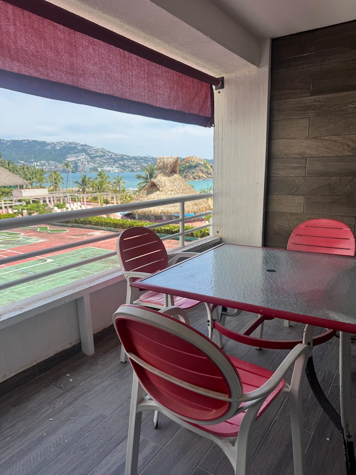 Departamento Amplio Enfrente De La Playa - Acapulco