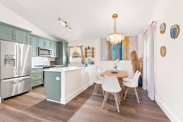 Downtown Srq Oasis • Minutes To Beach & Main St - Sarasota, FL