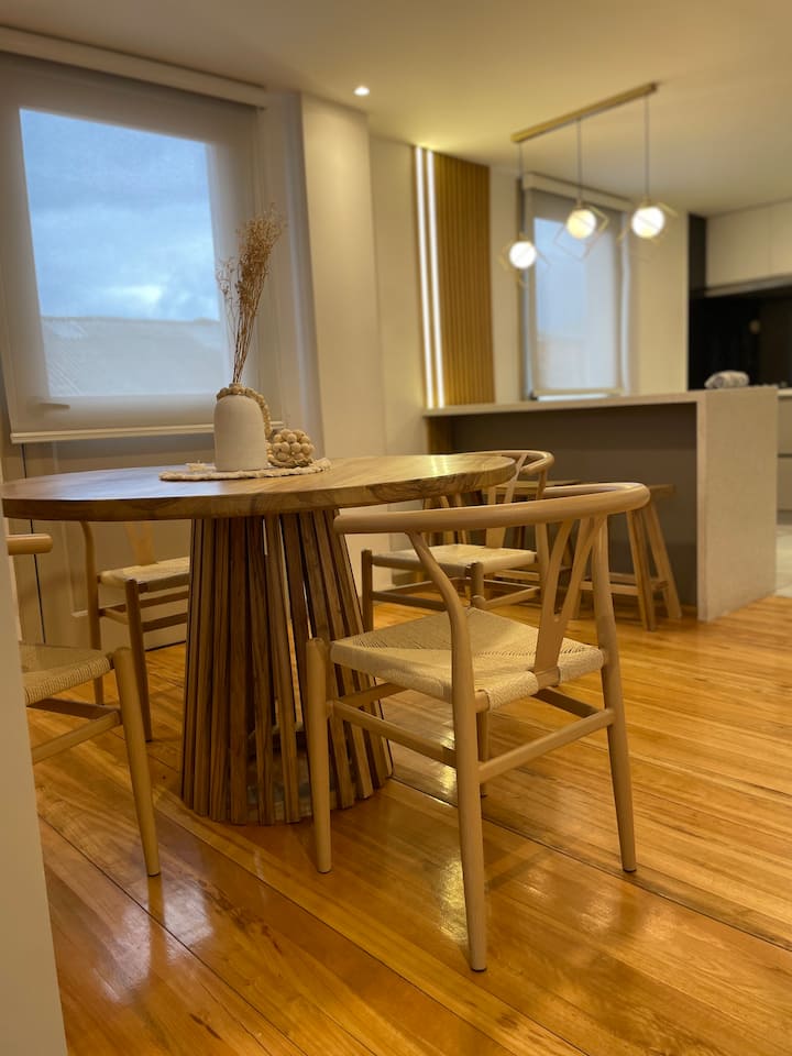 En El Corazón De Cuenca + 3 Habitaciones+ 4 Camas - Cuenca