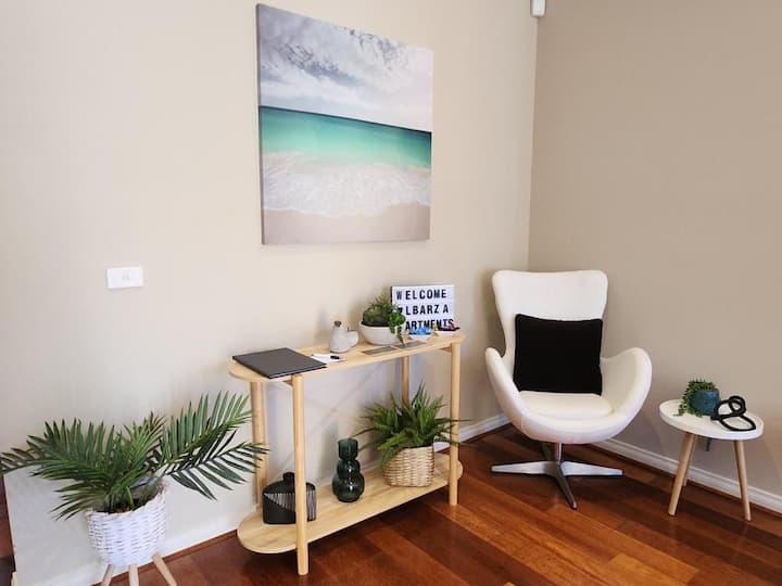 Lbarza Spacious 4br 2 Storey Family Home - Shepparton