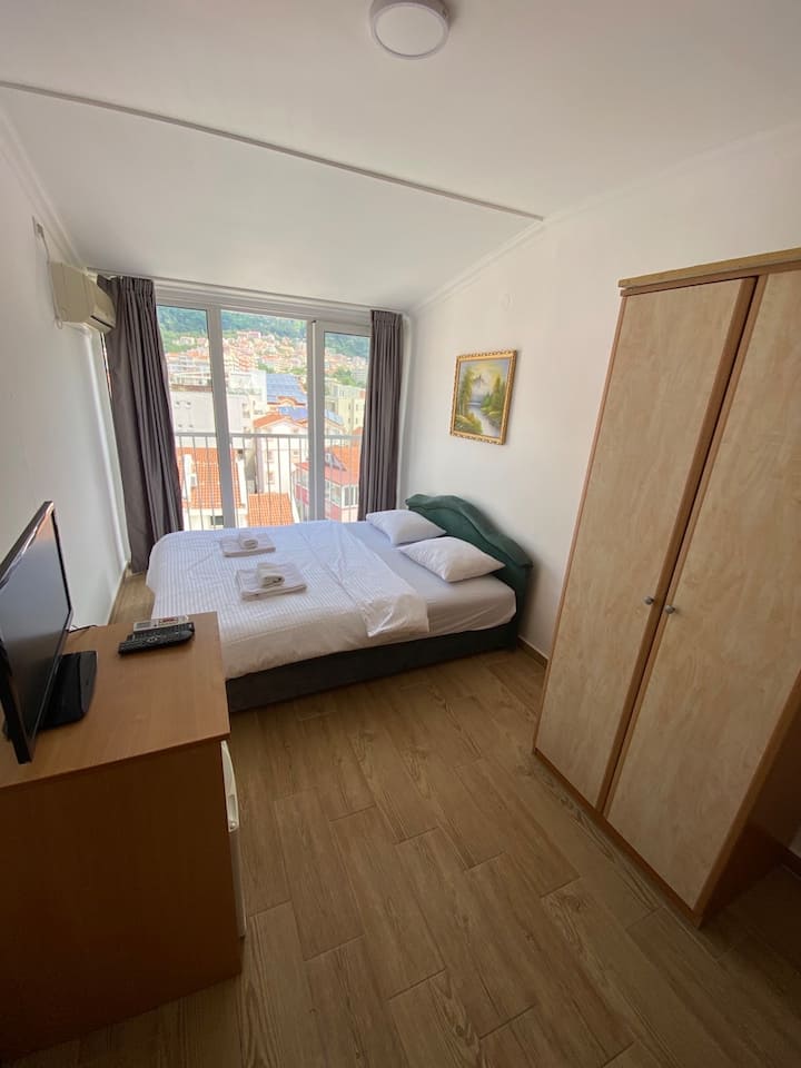 Guest House Jovana Ii-dbl Room 6 - Budva