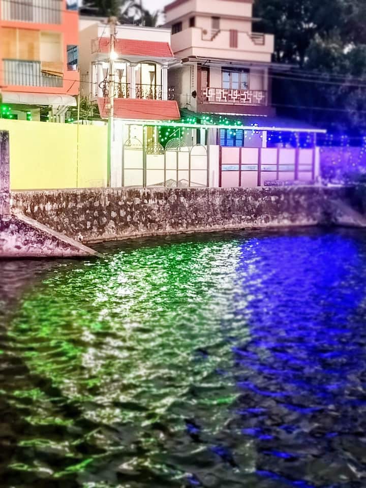 1bhk Near Sreevaraham Pond - ティルバナンタプーラム