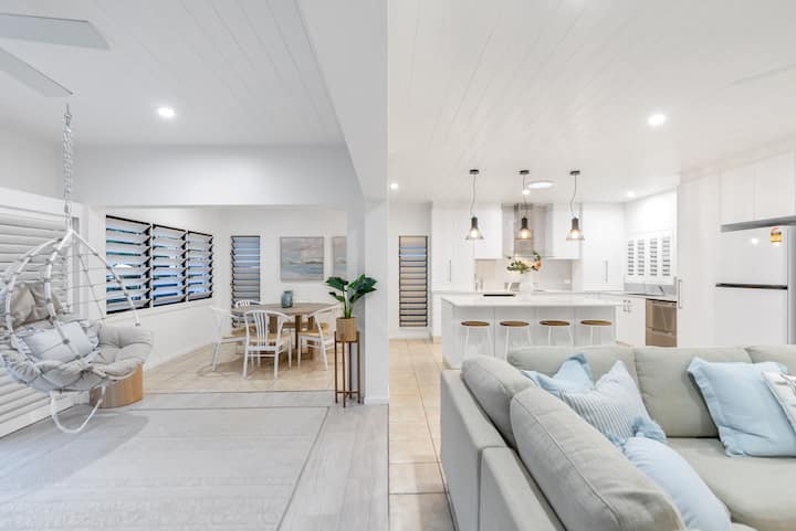 Luxury 4br Villa | Heated Pool | Steps To Beach - Cairns