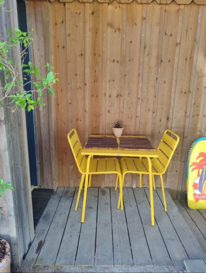 Chambre Dans Maison En Bois Au Bord Du Lac - Sanguinet